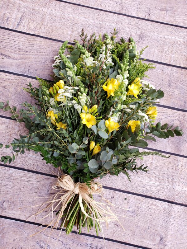 Yellow Freesia Sheaf - Flower La Vita